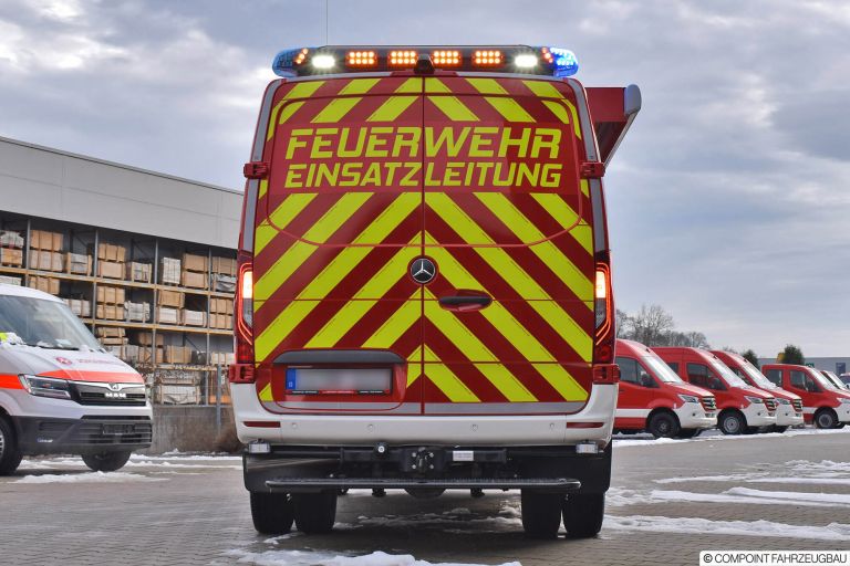 COMPOINT Fahrzeugbau - ELW Feuerwehr Trockau